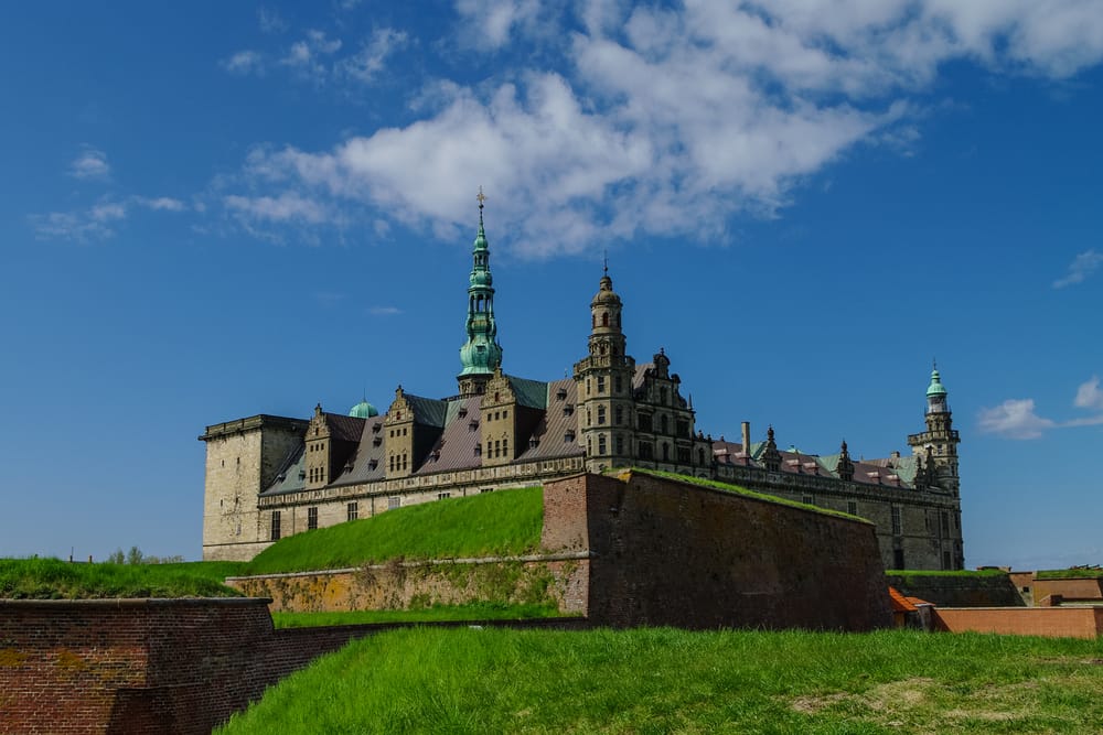 Where Is Hamlet Set? A Location Analysis Of Shakespeare's Tragedy ...